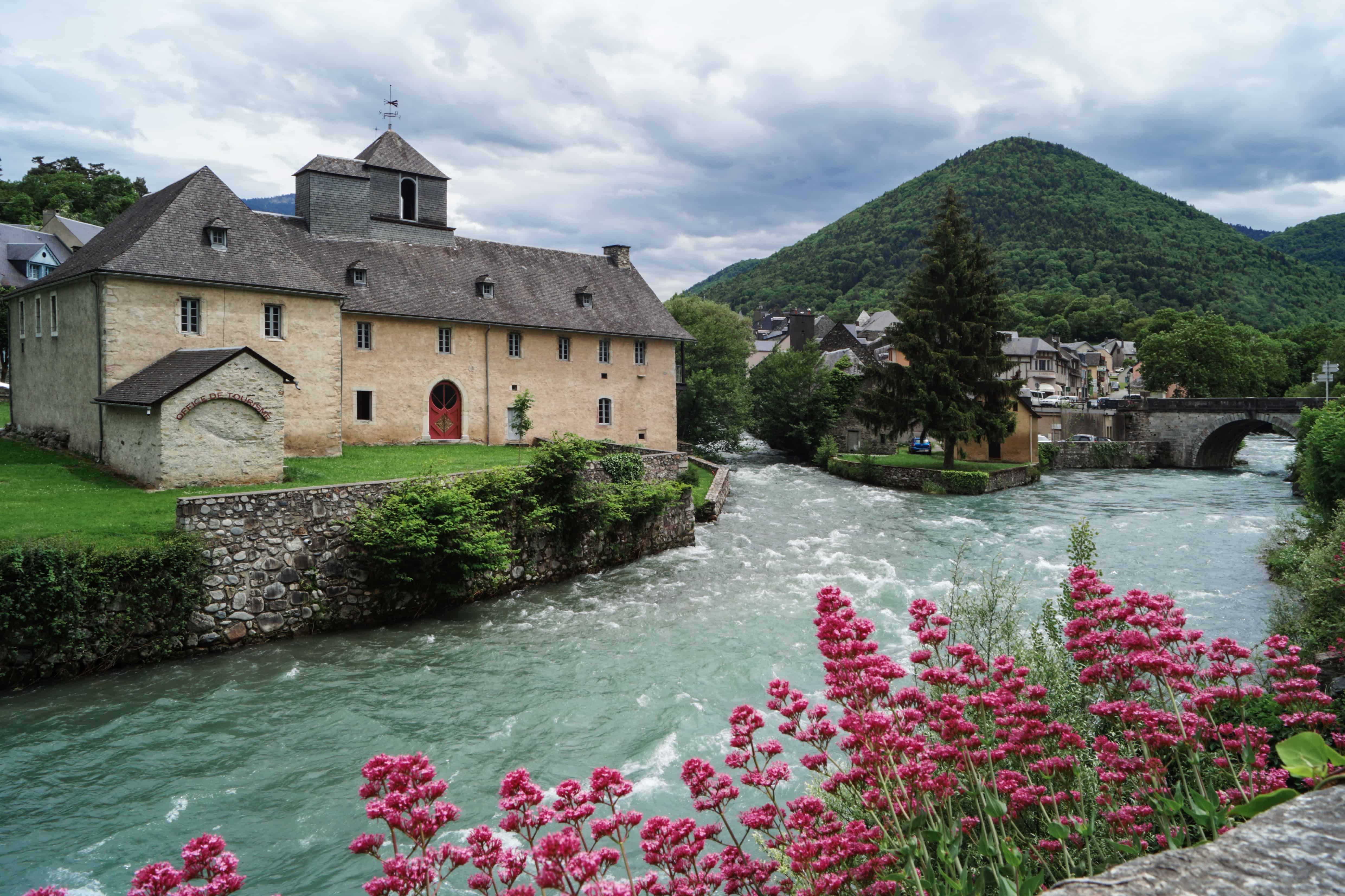 Pyrénées Aure-Louron : Grand Site Occitanie - Pays d'art et d'histoire ...